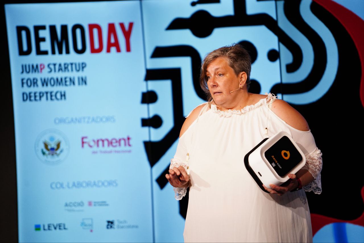 Silvia Gomez Takes Stage at Jump Startup for Women in Deeptech - Sens ...
